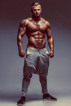 Erko Jun - Greatest Physiques