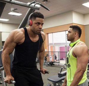 The Hodgetwins - Greatest Physiques
