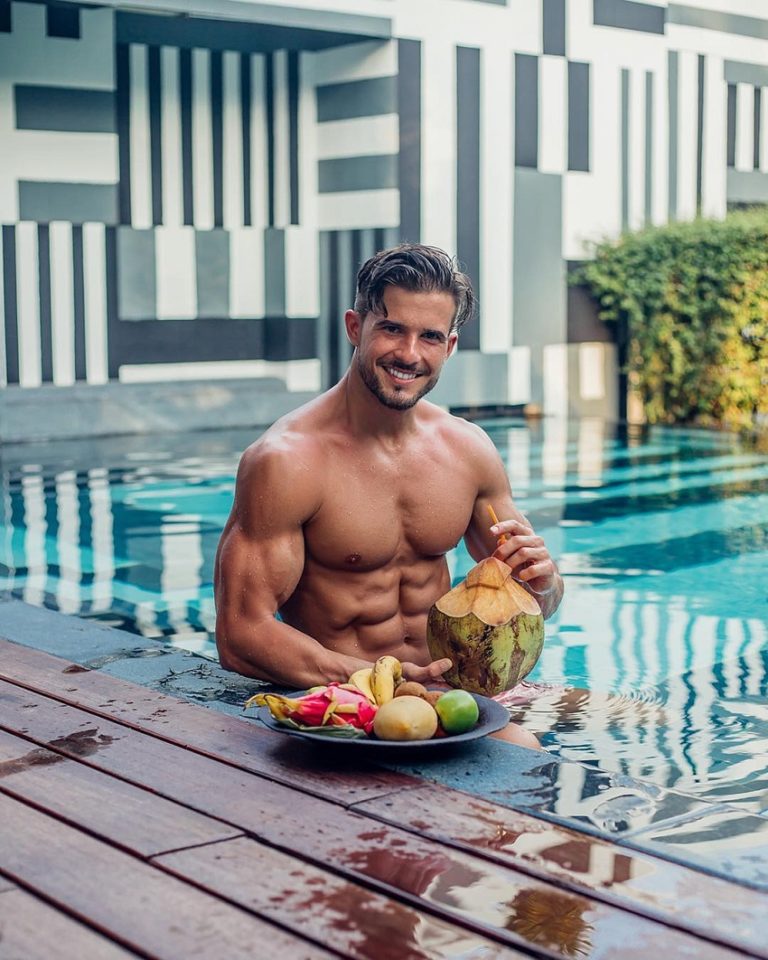 Antonio Pozo - Greatest Physiques