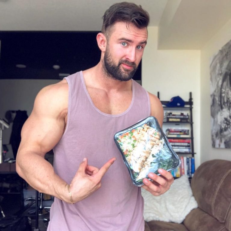 Dylan Thomas - Greatest Physiques