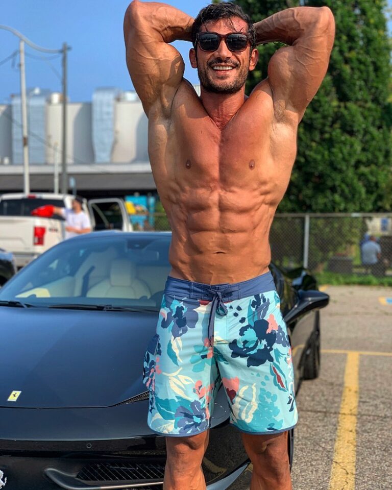 Akbar Sarbaz - Greatest Physiques