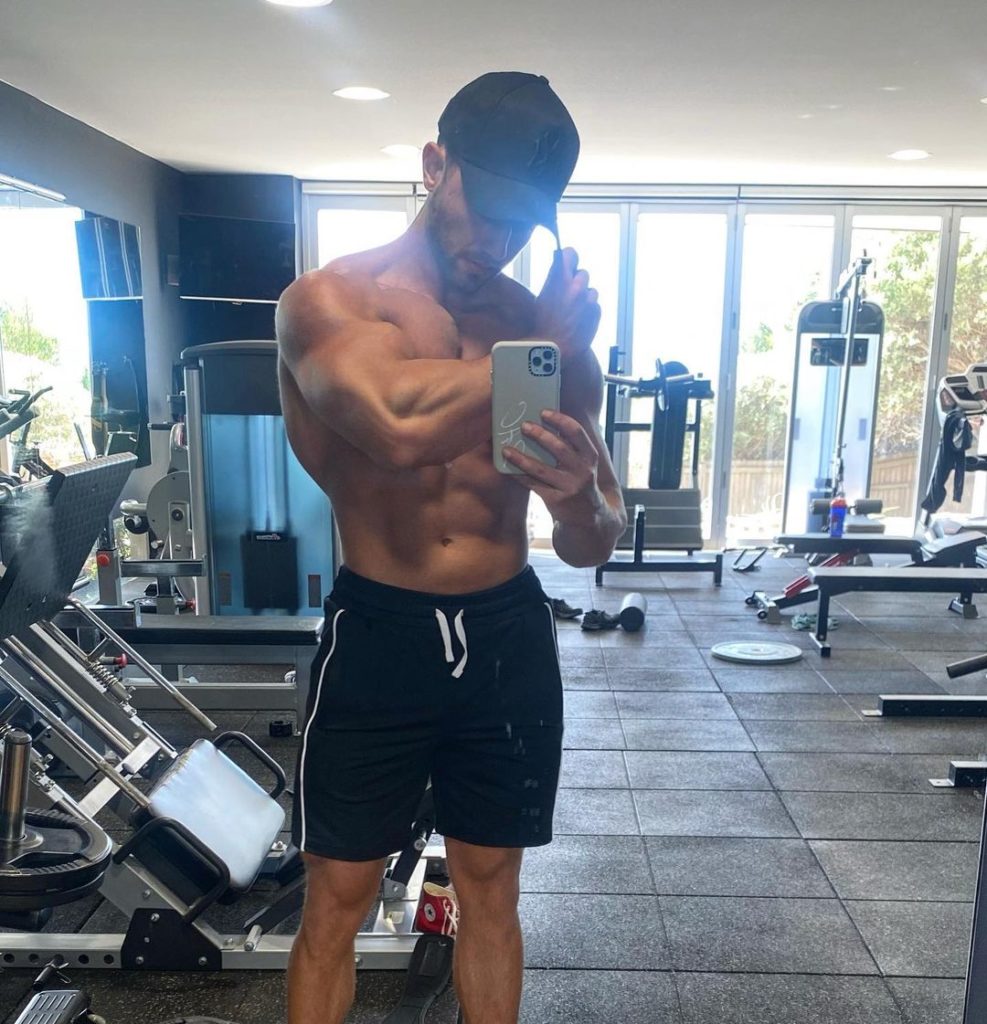 Zac Perna - Greatest Physiques