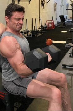 Hugh Jackman Physique: The Wolverine Workout and Diet - Greatest Physiques